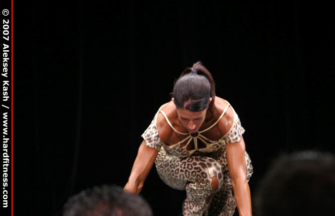 April Fortier - routine - 2007 Team Universe and NYC Pro Figure